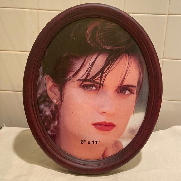 Other | Oval Picture Frametabletopwall For 8x1 | Poshmark
